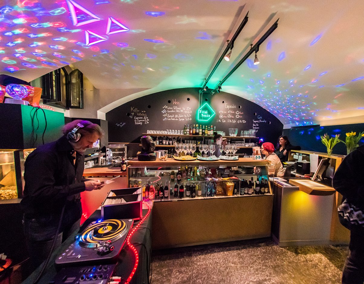 Kino Bars « Filmhaus